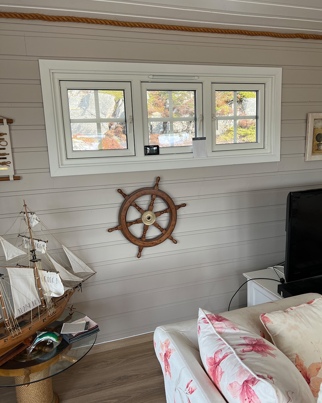 Liftgardiner til hytte på Hitra